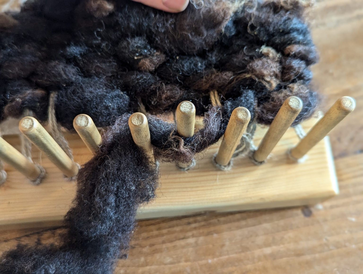 Peg Loom Weaving Workshops – WOVEN